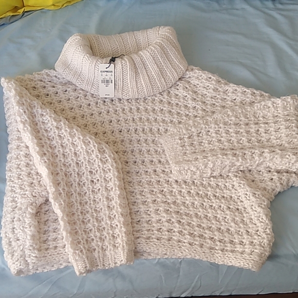 Express | Sweaters | Express Cream Knit Sweater Size Xs New | Poshmark